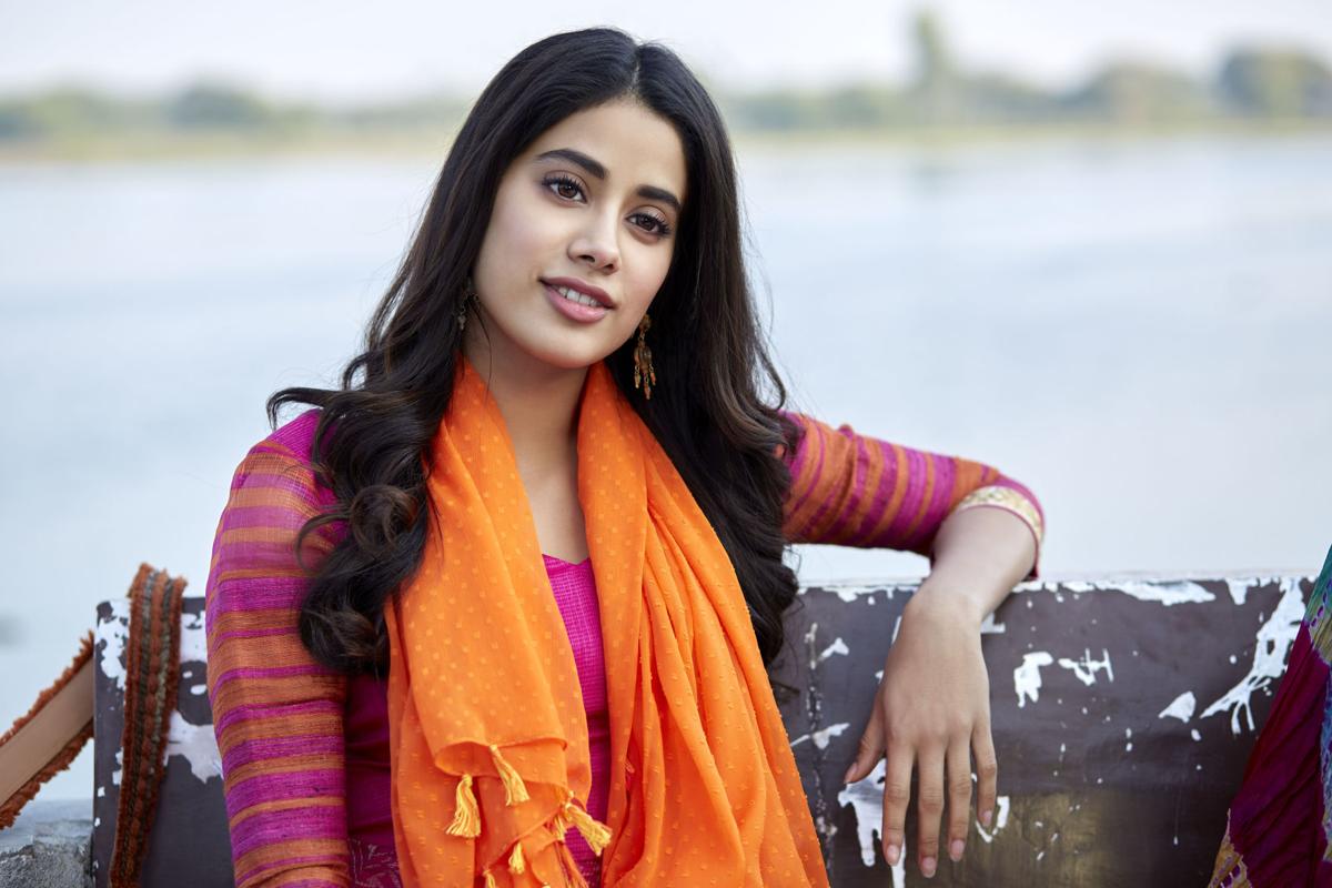 Janhvi Kapoor To Act In Arjun Reddy’s Tamil Remake? | Kollywood Zone