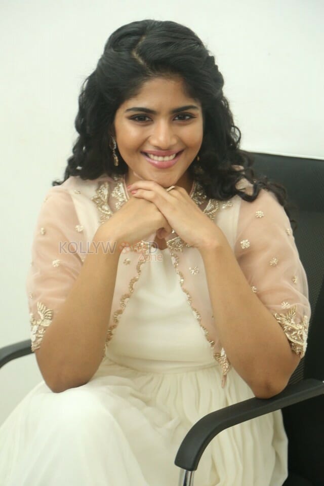 Actress Megha Akash New Photos 28 (50115) | Kollywood Zone