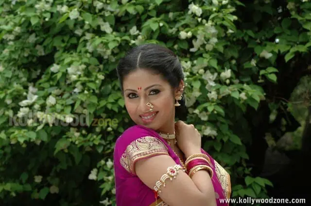 Actress Sada Pics 01 (36468) | Kollywood Zone