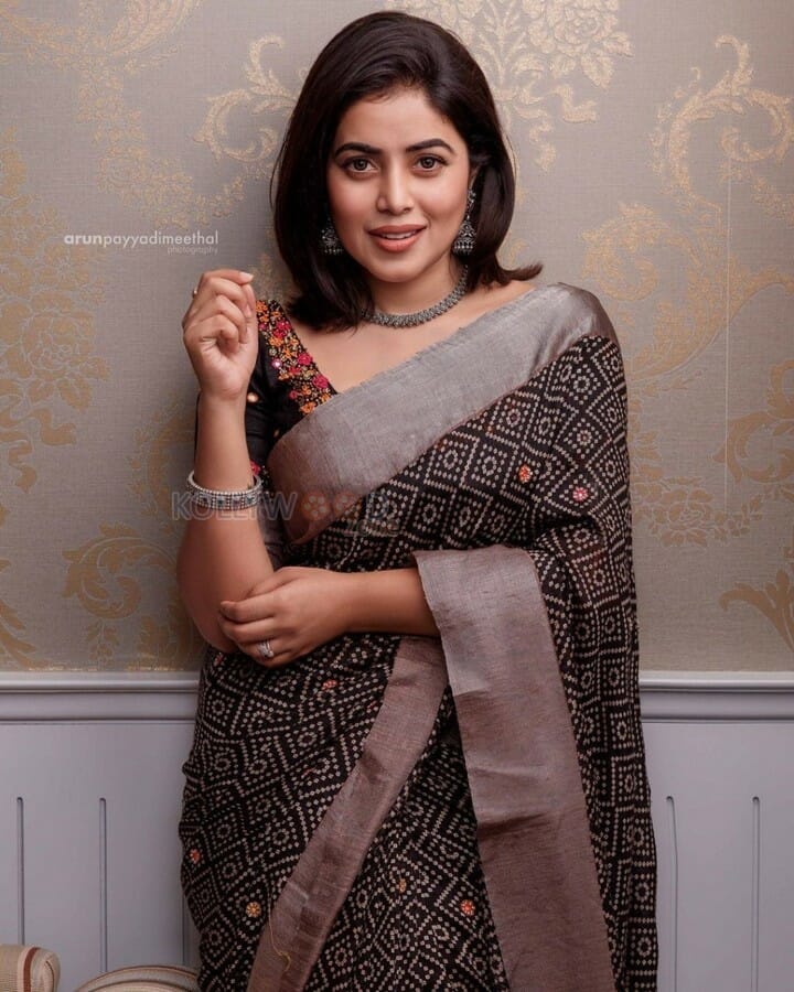 Actress Shamna Kasim Saree Photos 06 (39805) | Kollywood Zone