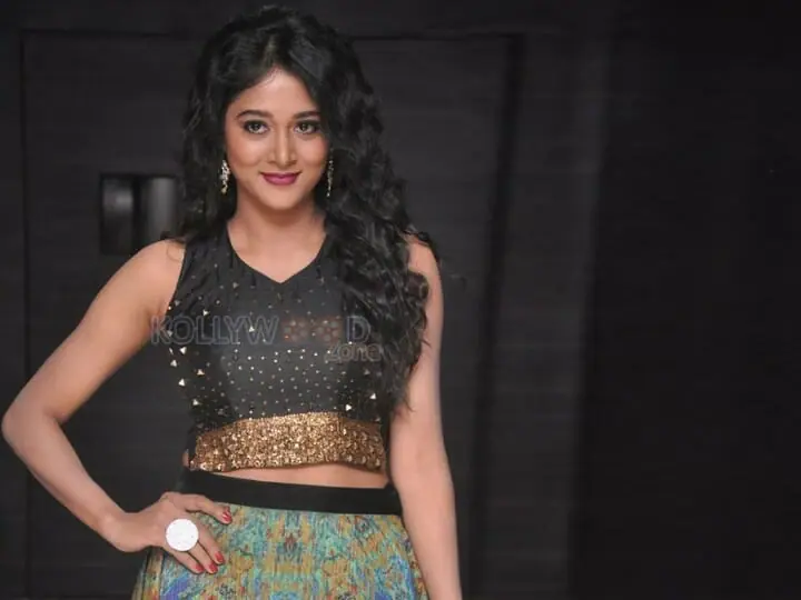 Actress Sushma Raj New Pics 04 (50854) | Kollywood Zone