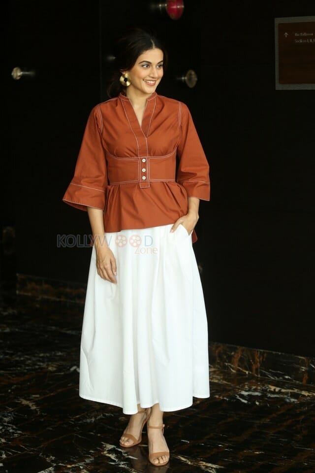 Actress Tapsee Pannu At Game Over Interview Stills 15 (57512 ...