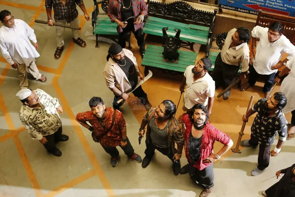 D Company Movie Pictures 04 (9214) | Kollywood Zone