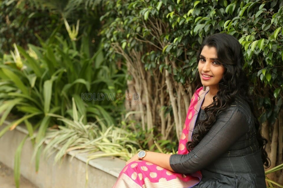 Telugu Actress Syamala Photoshoot Photos 05 (12873) | Kollywood Zone