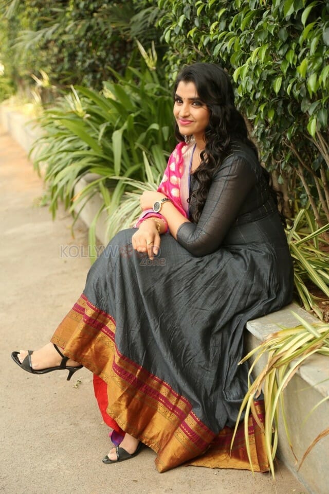 Telugu Actress Syamala Photoshoot Photos 07 (12875) | Kollywood Zone
