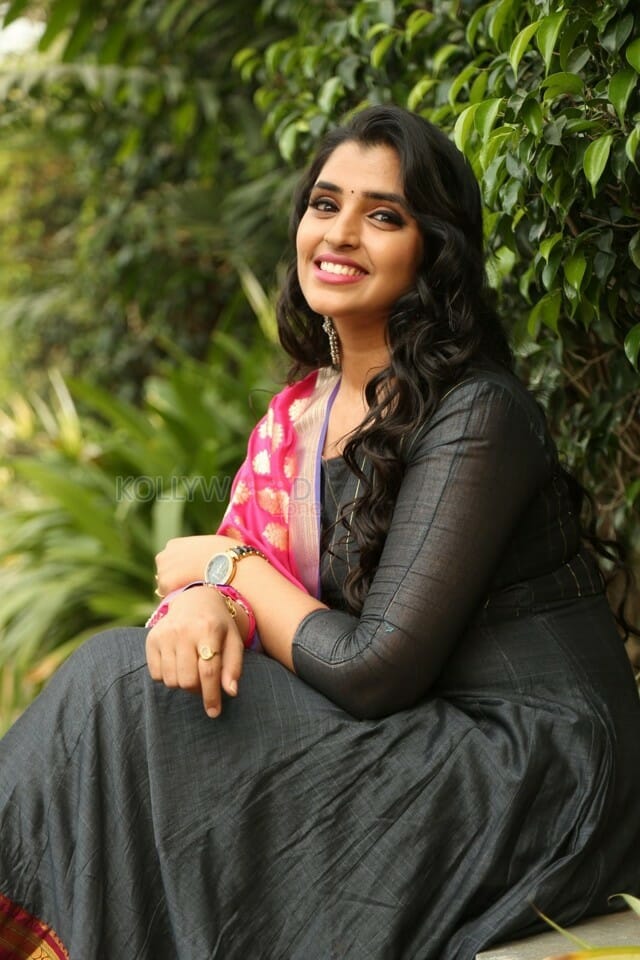 Telugu Actress Syamala Photoshoot Photos 08 (12876) | Kollywood Zone