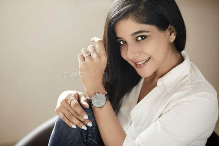 The Night Actress Sakshi Agarwal Photoshoot Stills 01 (223877 ...