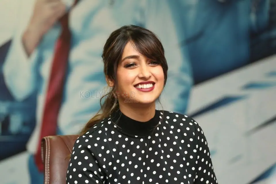 Actress Ileana D Cruz Interview Photos 36 (70111) | Kollywood Zone