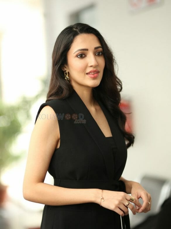 Actress Neha Shetty At Rules Ranjann Interview Pictures 08 (243755 ...
