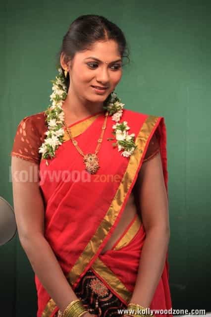 Actress Shruthi Sexy Photos 23 (90544) | Kollywood Zone