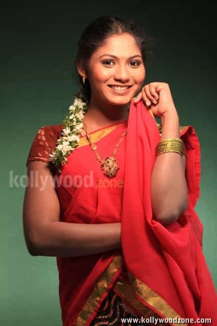 Actress Shruthi Sexy Photos 24 (90545) | Kollywood Zone