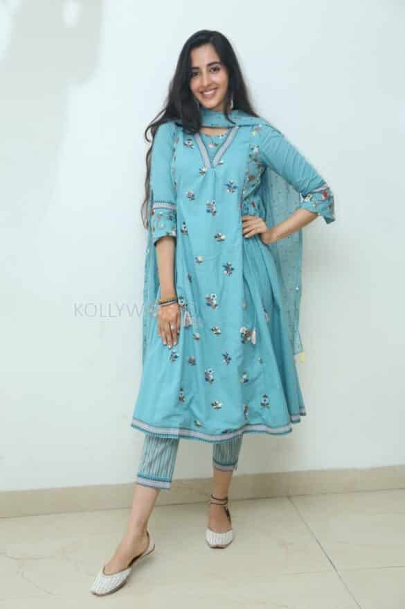 Actress Simrat Kaur At Maya Petika Press Meet Stills 12 (263911 ...