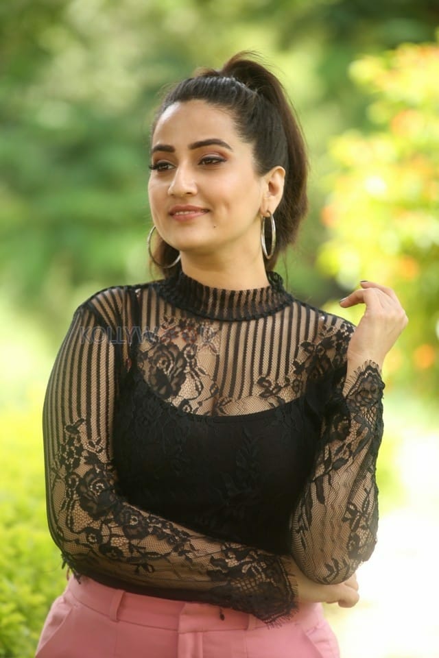 Anchor Manjusha At Rahu Movie Teaser Launch Photos 19 (85468 ...