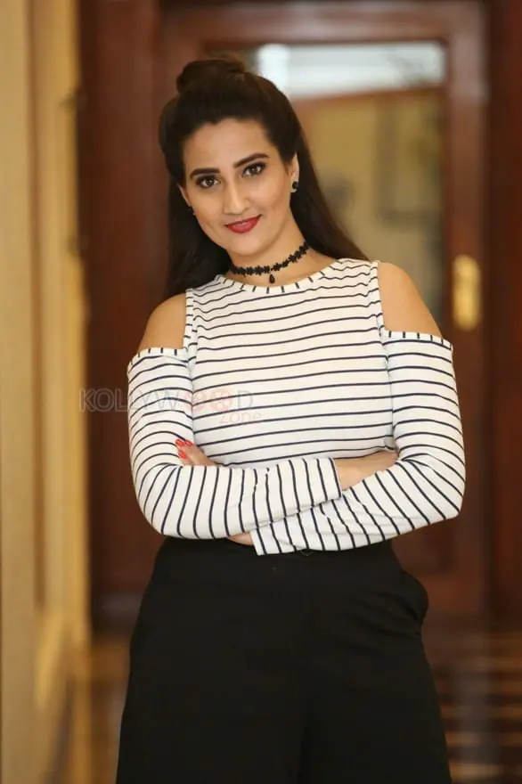 Darsakudu Heroine Manjusha Pictures 04 (85881) | Kollywood Zone