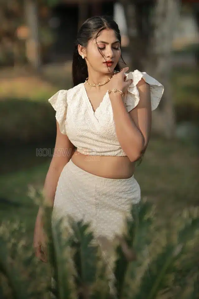 Tamil Actress Shruti Reddy Latest Photoshoot Pictures 53 (241186 ...