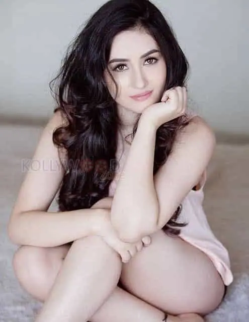 Actress Aditi Budhathoki Sexy Photos 13 (95584) | Kollywood Zone