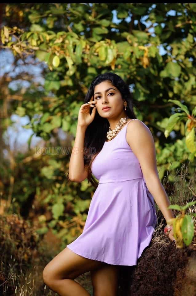 Actress Akshatha Srinivas Photoshoot Pictures 03 (100897) | Kollywood Zone
