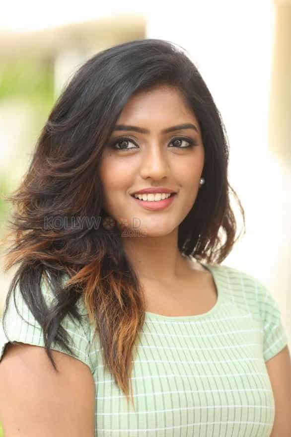 Beautiful Tollywood Actress Eesha Photos 20 (96585) | Kollywood Zone