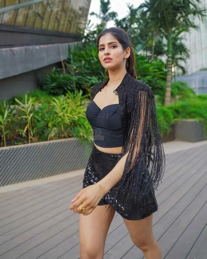 Bom Diggy Diggy Star Sakshi Malik Photos 02 (100391) | Kollywood Zone