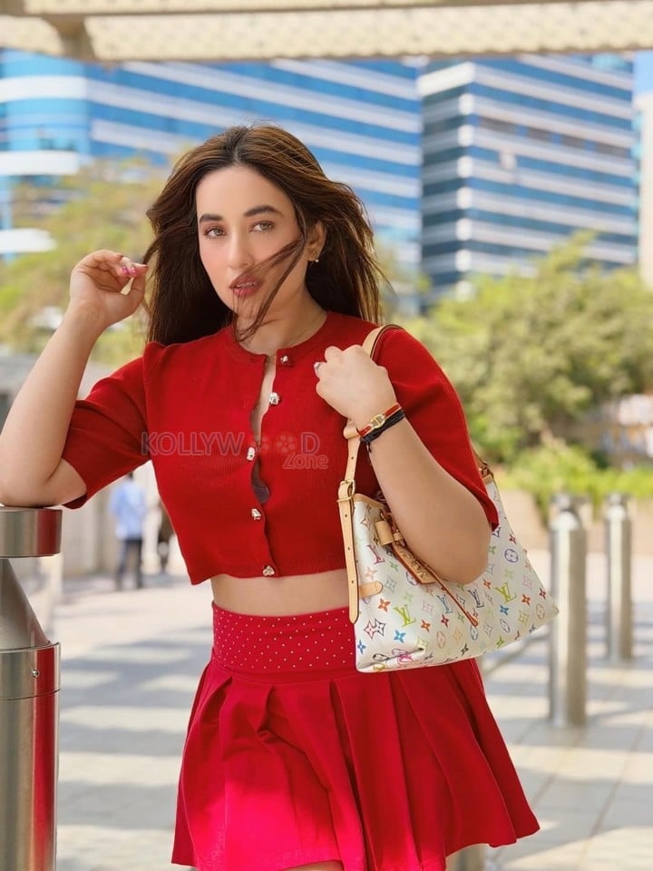 Gorgeous Nepali Actress Aditi Budhathoki In A Red Button Up Crop Top ...
