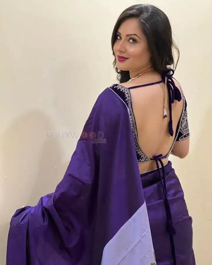 Spicy Puja Banerjee Saree Photoshoot Pictures 03 (226377) | Kollywood Zone