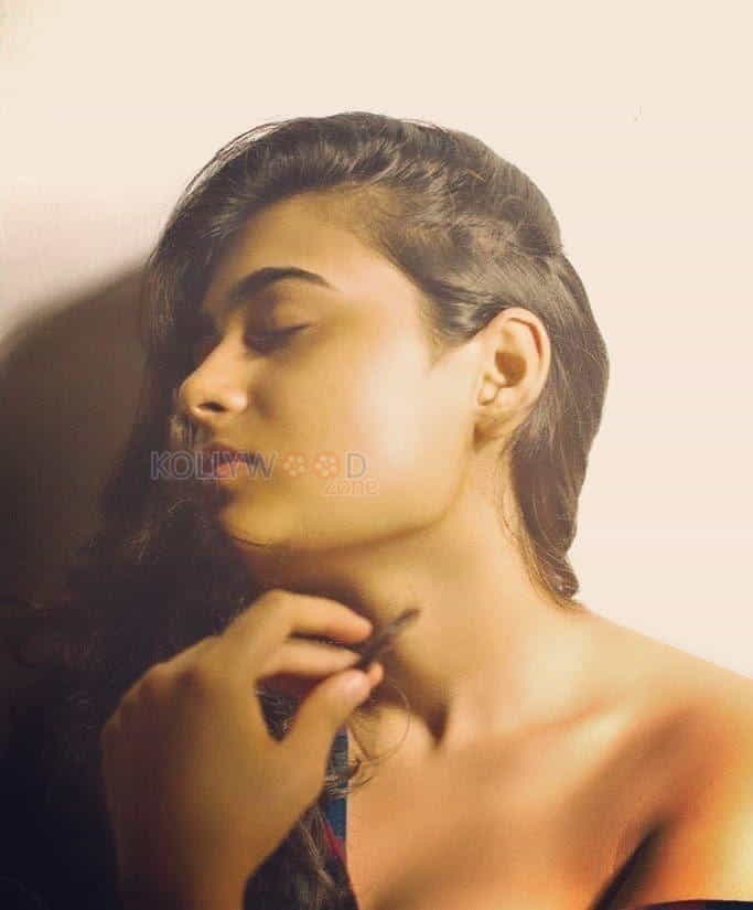 Actress Shalini Pandey Unseen Pictures 03 (123034) | Kollywood Zone