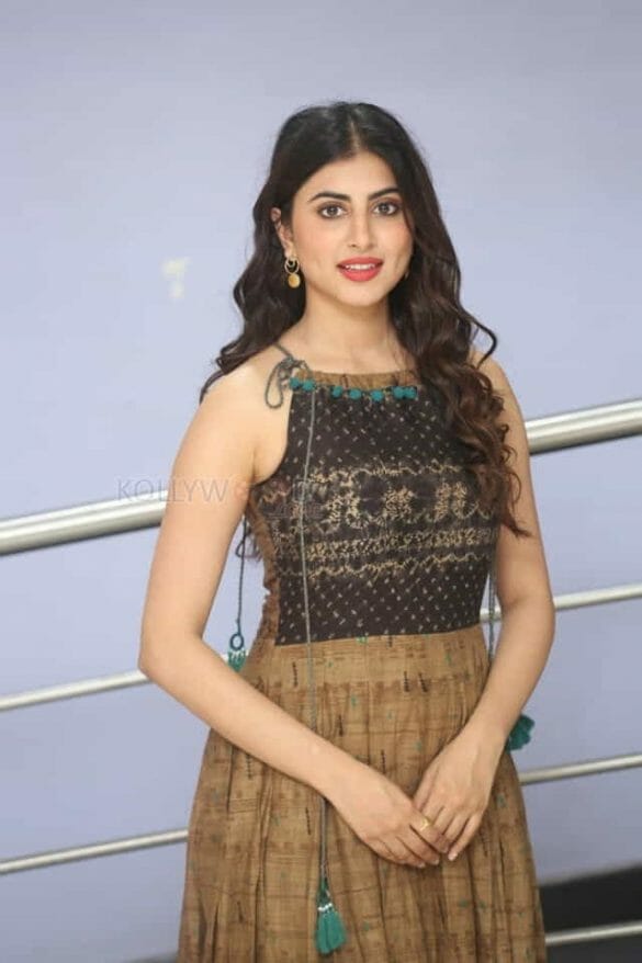 Actress Shweta Avasthi At Malli Malli Chusa Trailer Launch Photos 01 ...