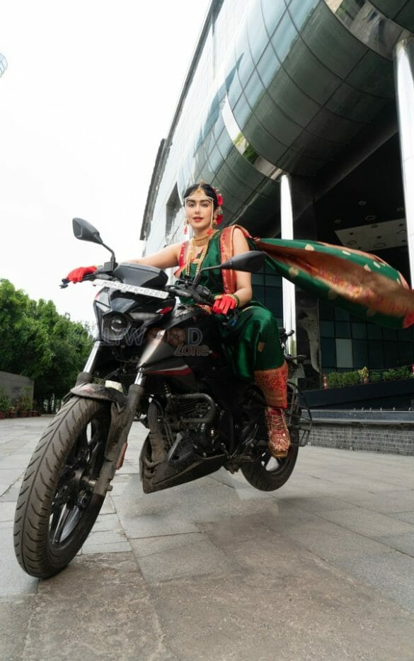 Adorable Adah Sharma Riding A Bike In Saree Pictures 02 (238794 ...