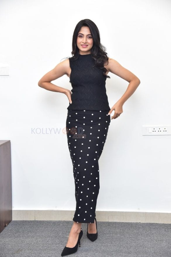 Heroine Kushee Ravi At Pindam Movie Interview Photos 18 (248048 ...