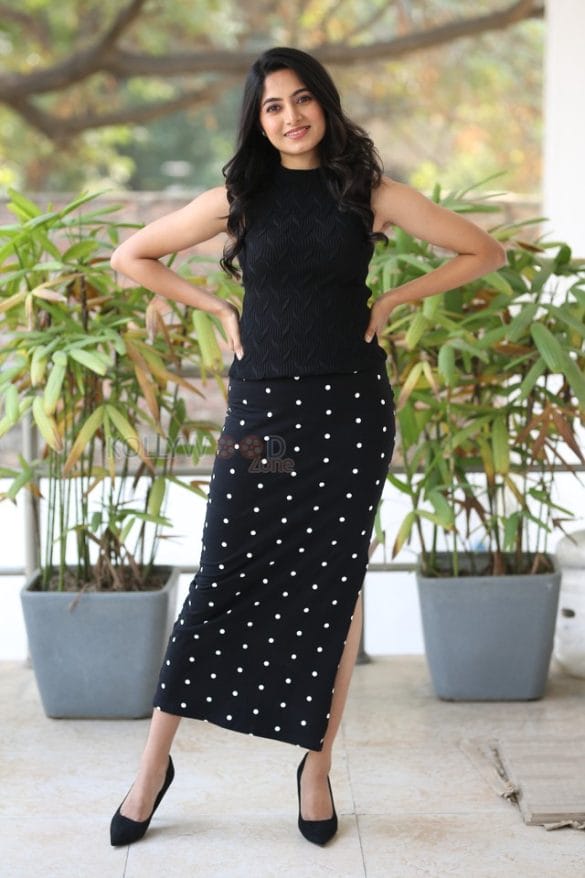 Heroine Kushee Ravi At Pindam Movie Interview Photos 35 (248065 ...