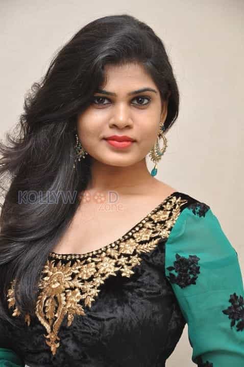 Actress Alekhya Stills 02 (132269) | Kollywood Zone
