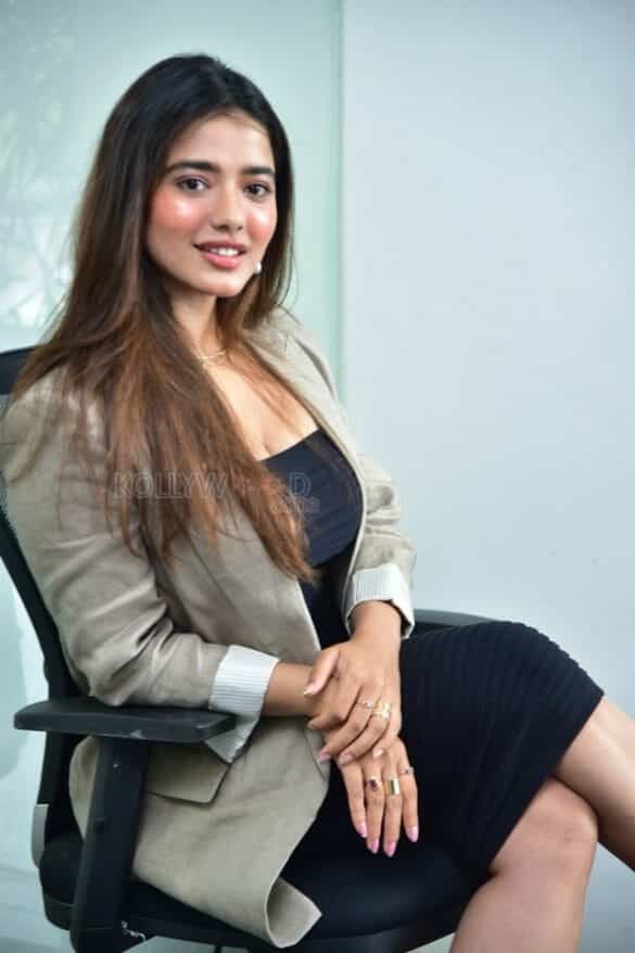 Actress Ketika Sharma At Bro Interview Photos 08 (237350) | Kollywood Zone