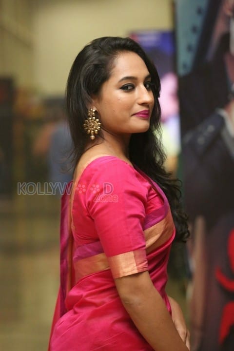 Beautiful Actress Pooja Ramachandran Saree Pictures 05 (138201 ...
