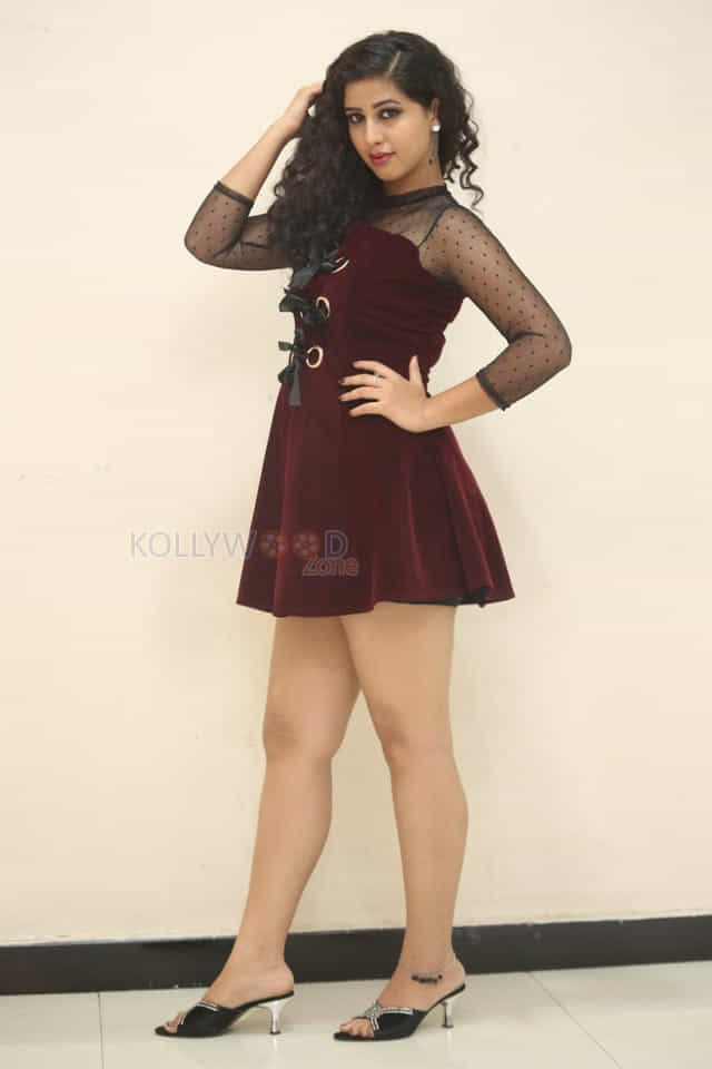 Actress Pavani At Moodu Puvvulu Aaru Kayalu Pre Release Event Photos 72 ...