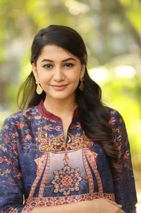 Telugu Actress Simran Pictures 17 (164452) | Kollywood Zone