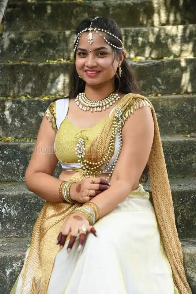 Telugu Actress Sirisha Dasari Photos 12 (164751) | Kollywood Zone