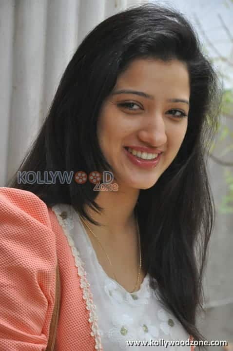Beautiful Richa Panai Photos 13 (173596) | Kollywood Zone