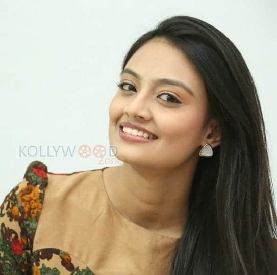 Actress Nikitha Narayan Latest Photos 16 (187549) | Kollywood Zone