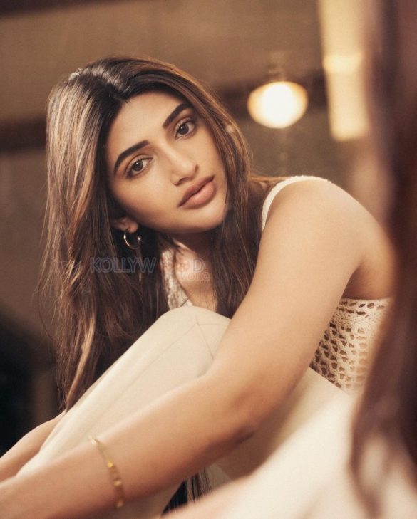Stunning Sreeleela Photoshoot Pictures 03 (323914) | Kollywood Zone