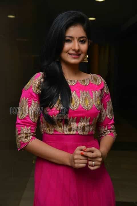 Actress Reshmi Menon Pics 04 (203538) | Kollywood Zone