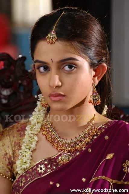 Beautiful Actress Sheena Shabandi Stills20 (206665) | Kollywood Zone