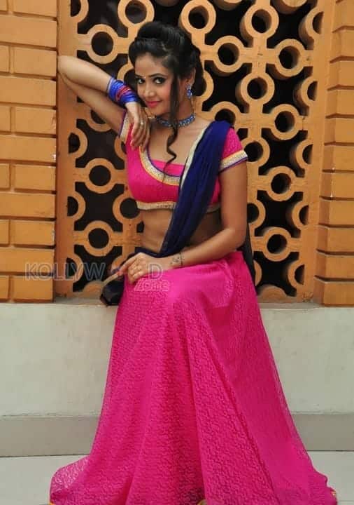 Shreya Vyas Spicy Pics 01 (198728) | Kollywood Zone