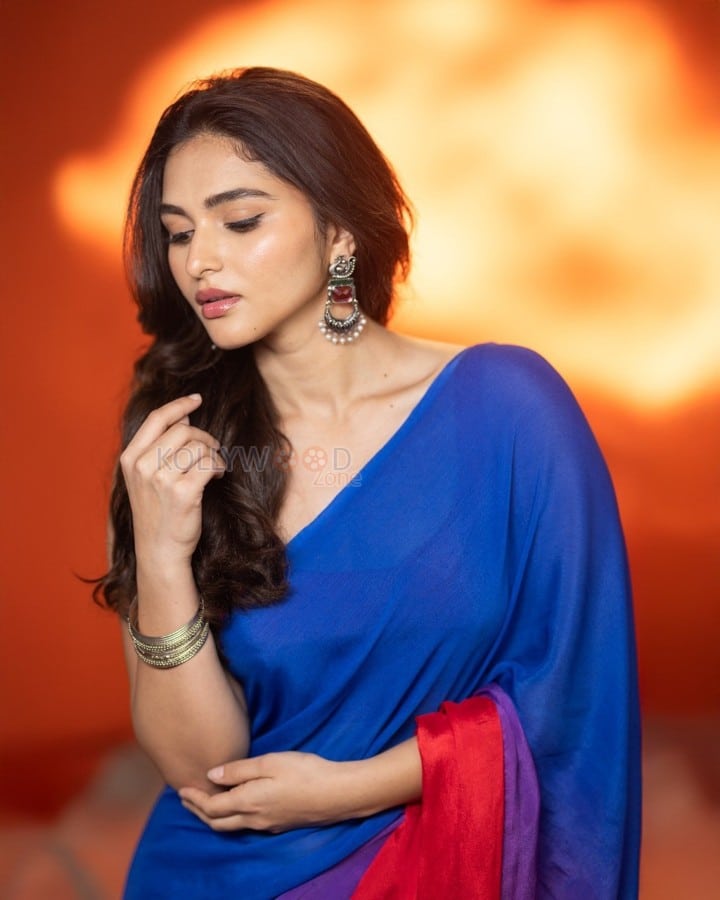 Actress Kayadu Lohar In A Deep Blue Saree With A Contrasting Red ...