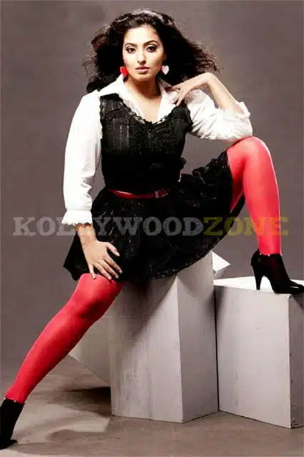 Actress Mumtaj Stills 05 (212400) | Kollywood Zone