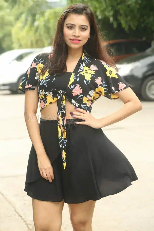 Actress Priyanka Raman At Trendz Bridal Expo Photos 06 (212763 ...