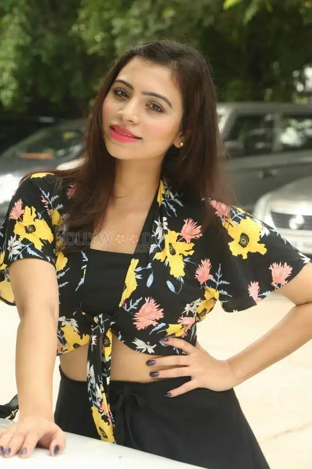 Actress Priyanka Raman At Trendz Bridal Expo Photos 19 (212776 ...