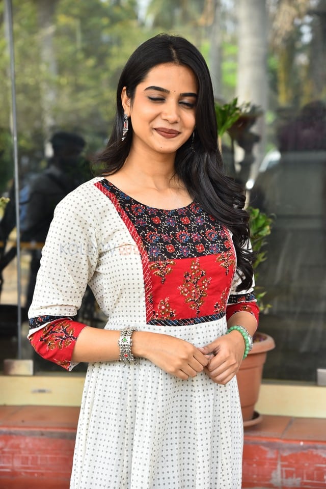 Heroine Sri Gouri Priya At Happy Raj Movie Press Meet Photos 04 (378257 ...