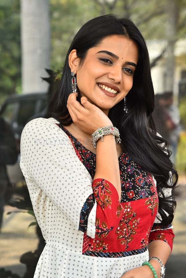 Heroine Sri Gouri Priya At Happy Raj Movie Press Meet Photos 23 (378276 ...