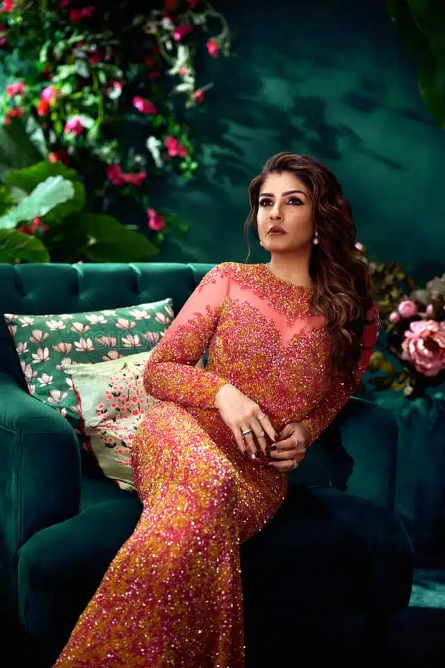 Bollywood Actress Raveena Tandon Photoshoot Stills 06 (244791 ...