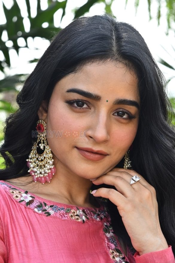 Actress Vishakha Dhiman At Raja The Raja Movie Launch Pictures 21 ...